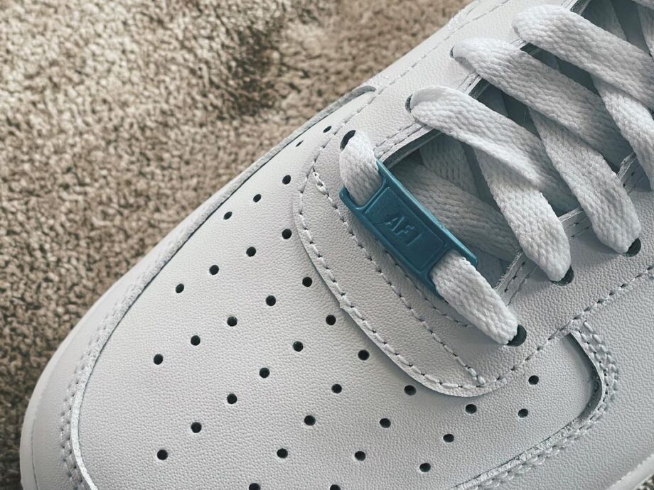 KAWS Air Force 1 Custom – Daniel Customs