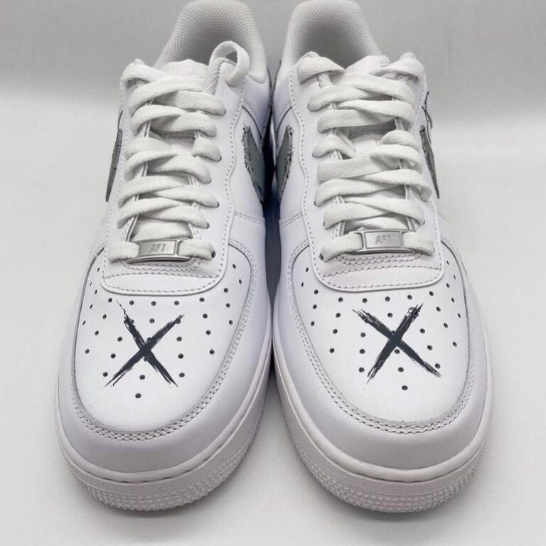 Kaws Air Force 1 Custom – Daniel Customs