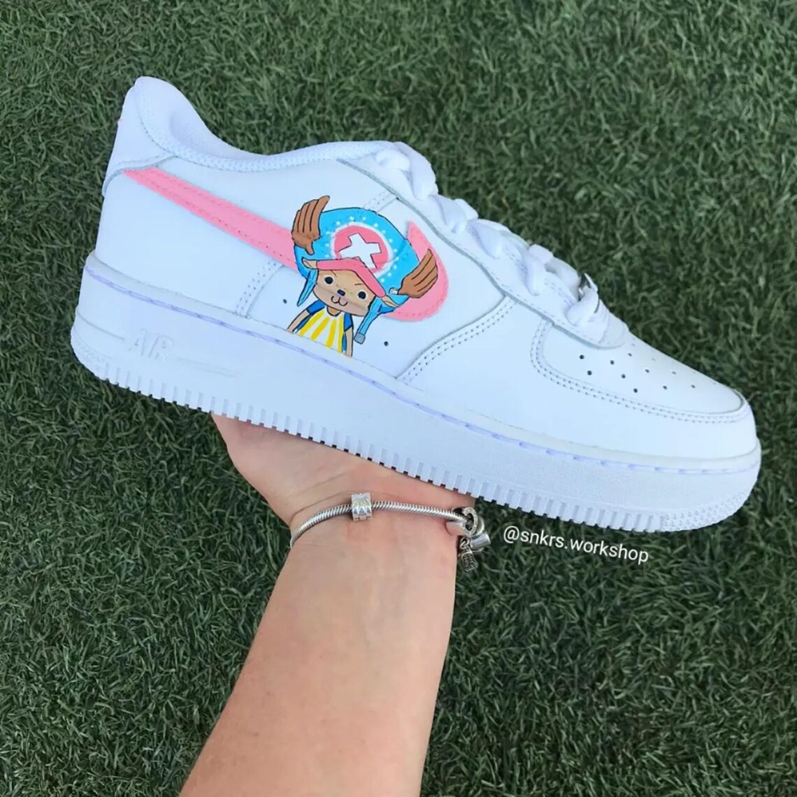 One Piece – Nico Robin x Chopper Air Force 1 Custom – Daniel Customs